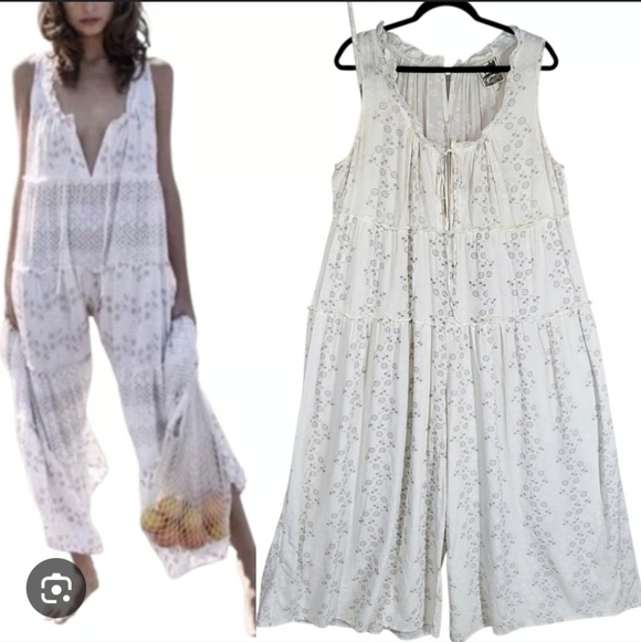 Jaase | Pants & Jumpsuits | Jaase White Cream Floral Wide Leg V Neck ...